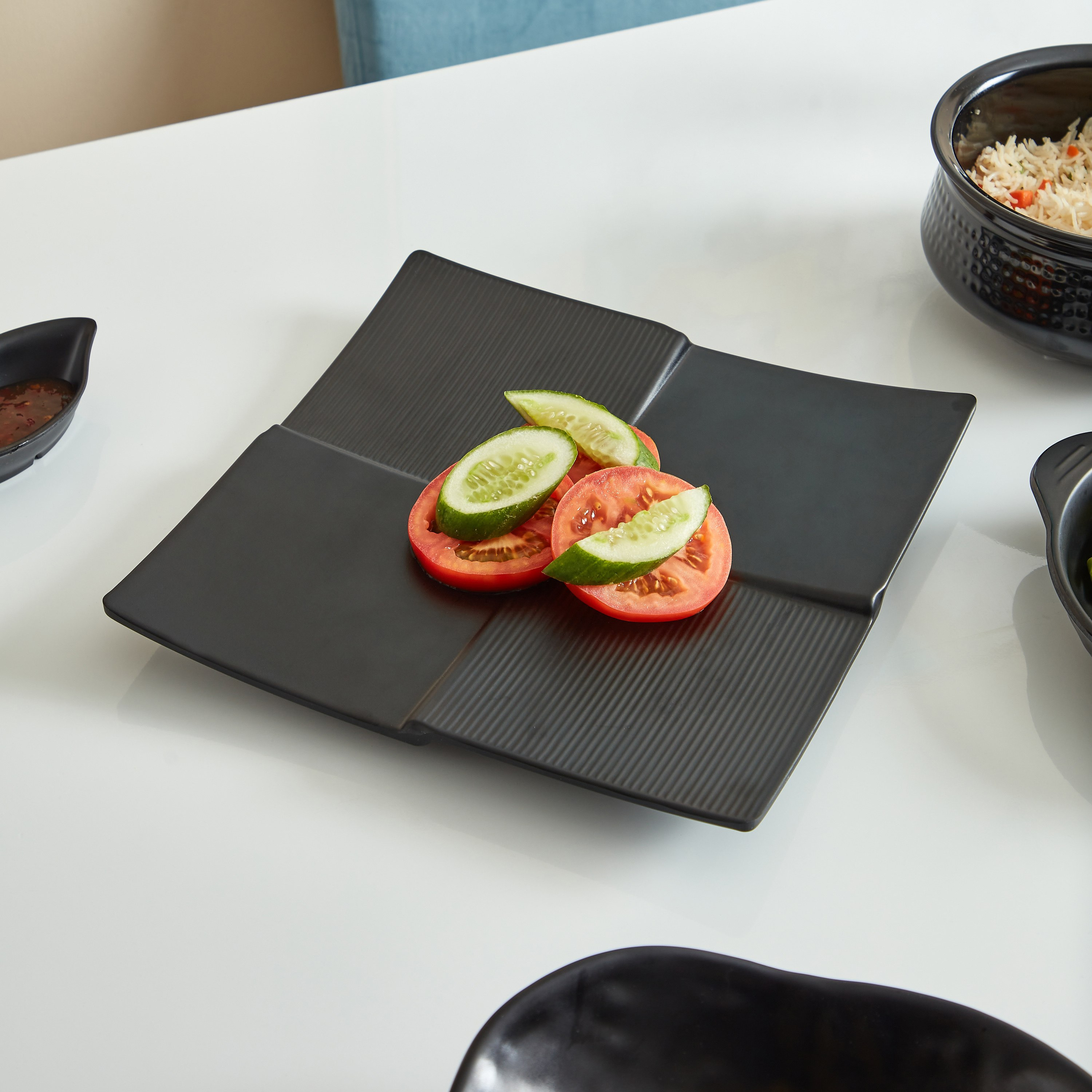 Buy Classic Quadra Platter - 28 cm Online in UAE | Homebox