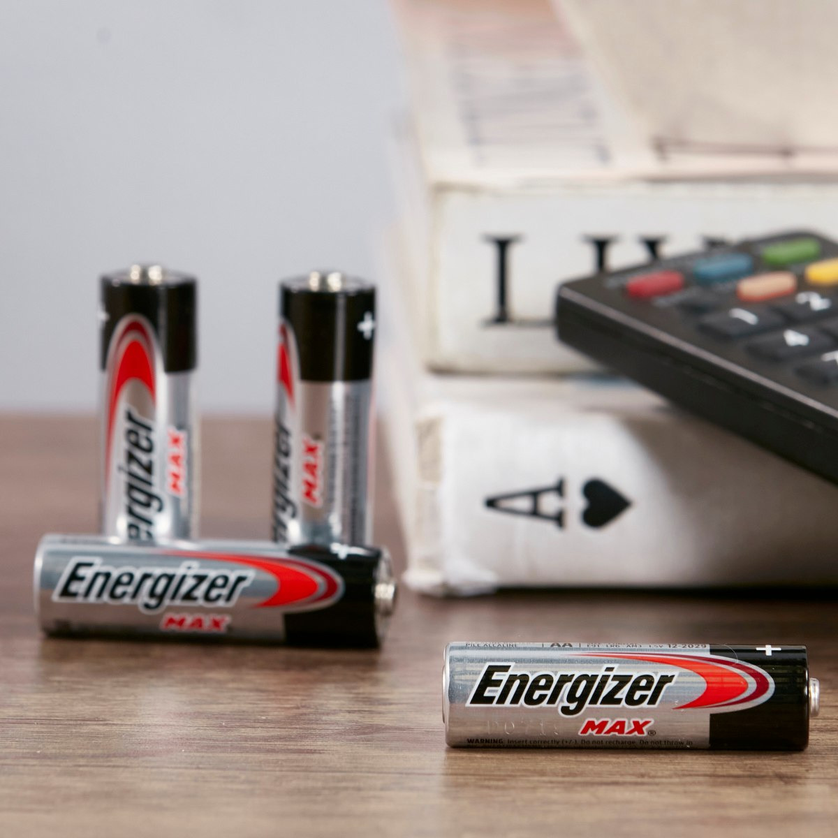 Buy Energizer 1.5V AA Batteries - Set of 4 Online in UAE | Homebox