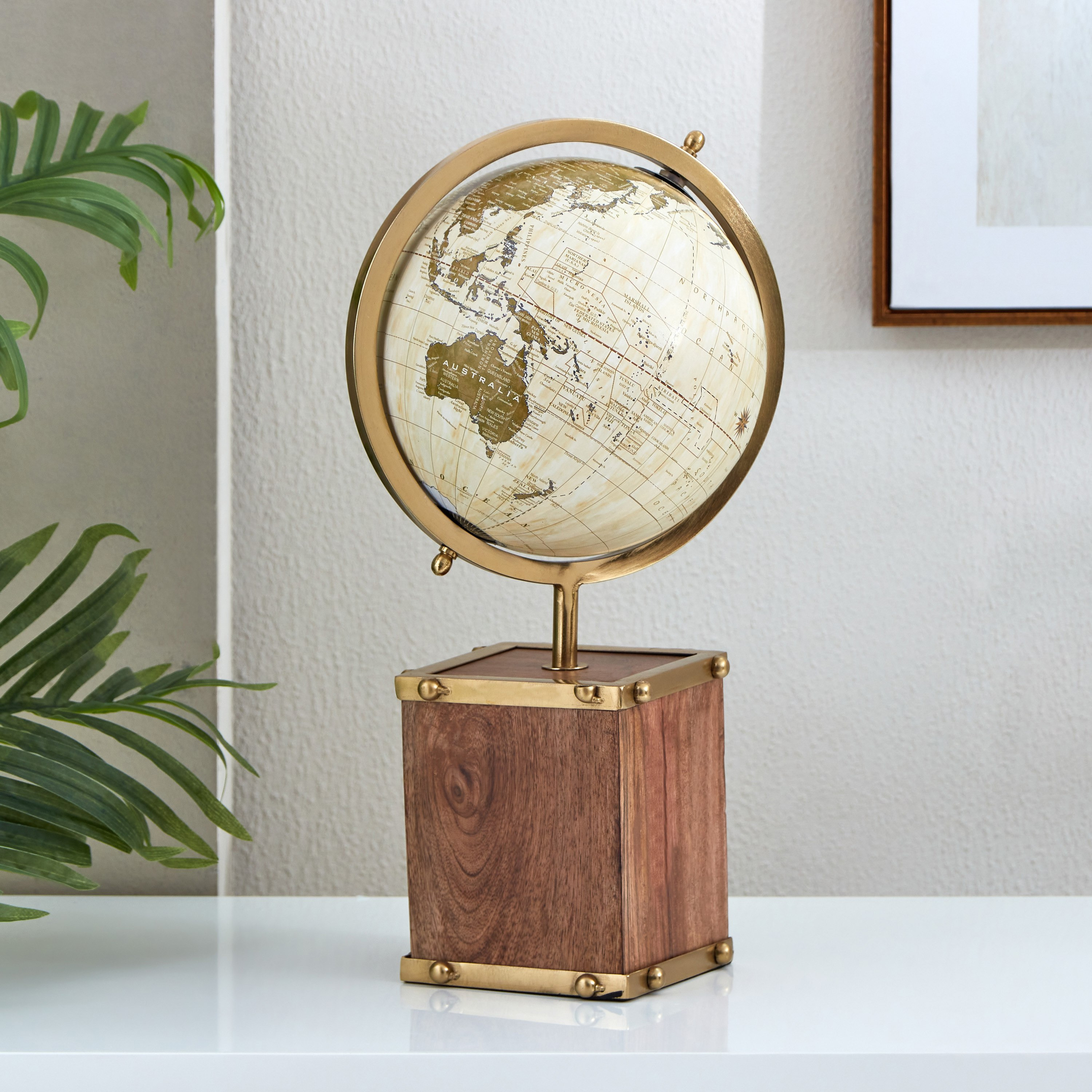 Buy Ace Globe with Wooden Base - 20x20x38 cm Online in UAE | Homebox