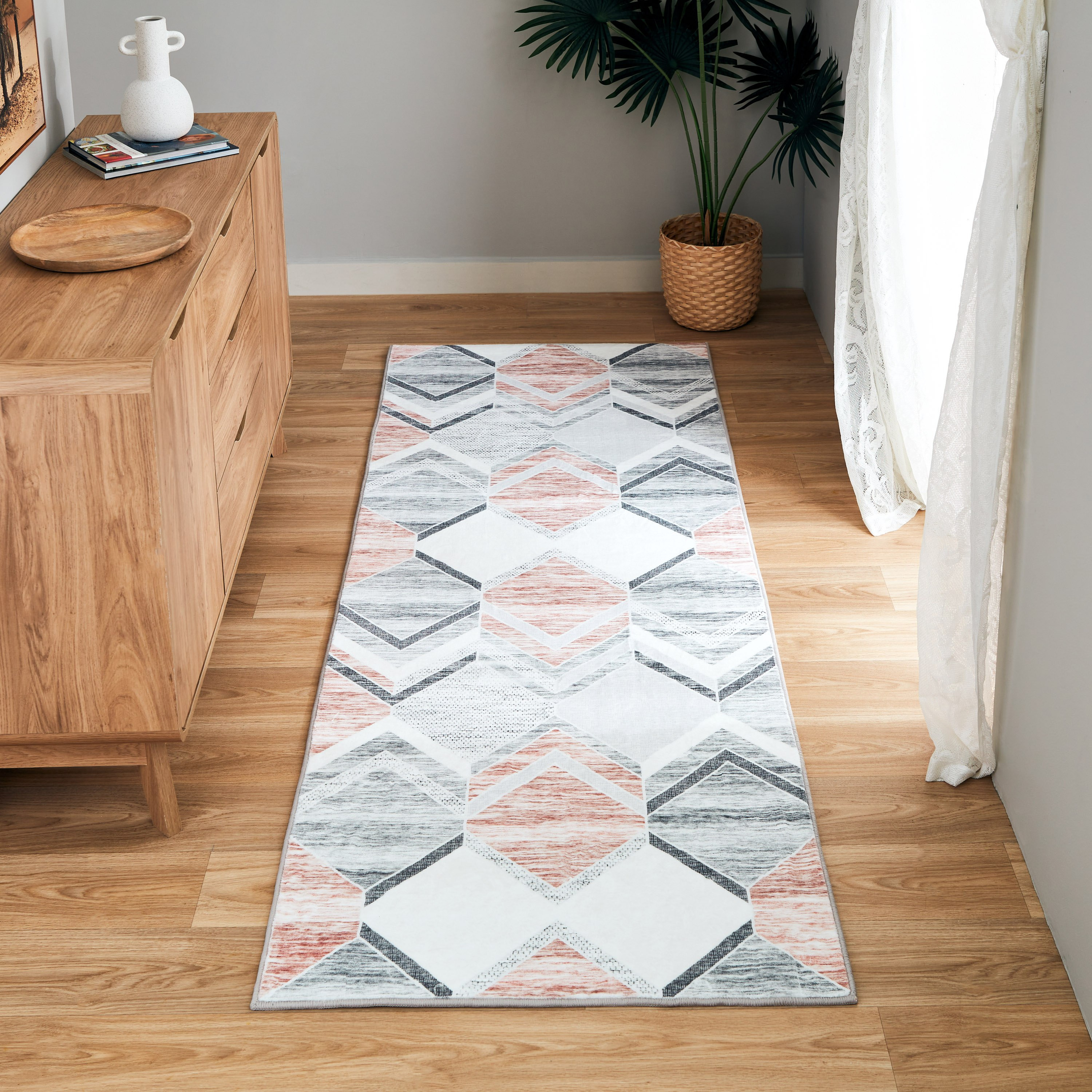 Buy Miraj Zoha Velvet Rug - 80x230 cm Online in UAE | Homebox