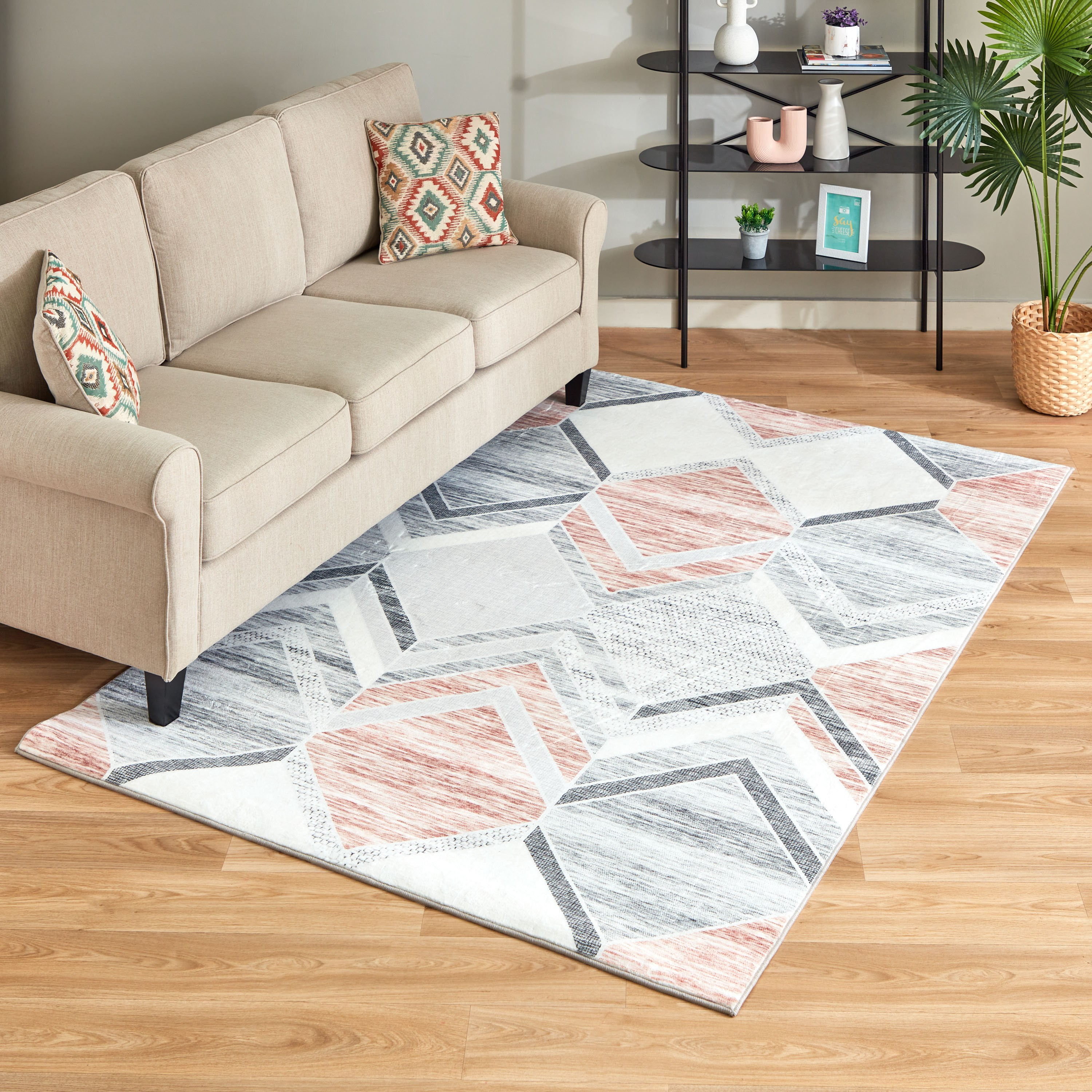 Buy Miraj Zoha Velvet Rug - 160x230 cm Online in UAE | Homebox