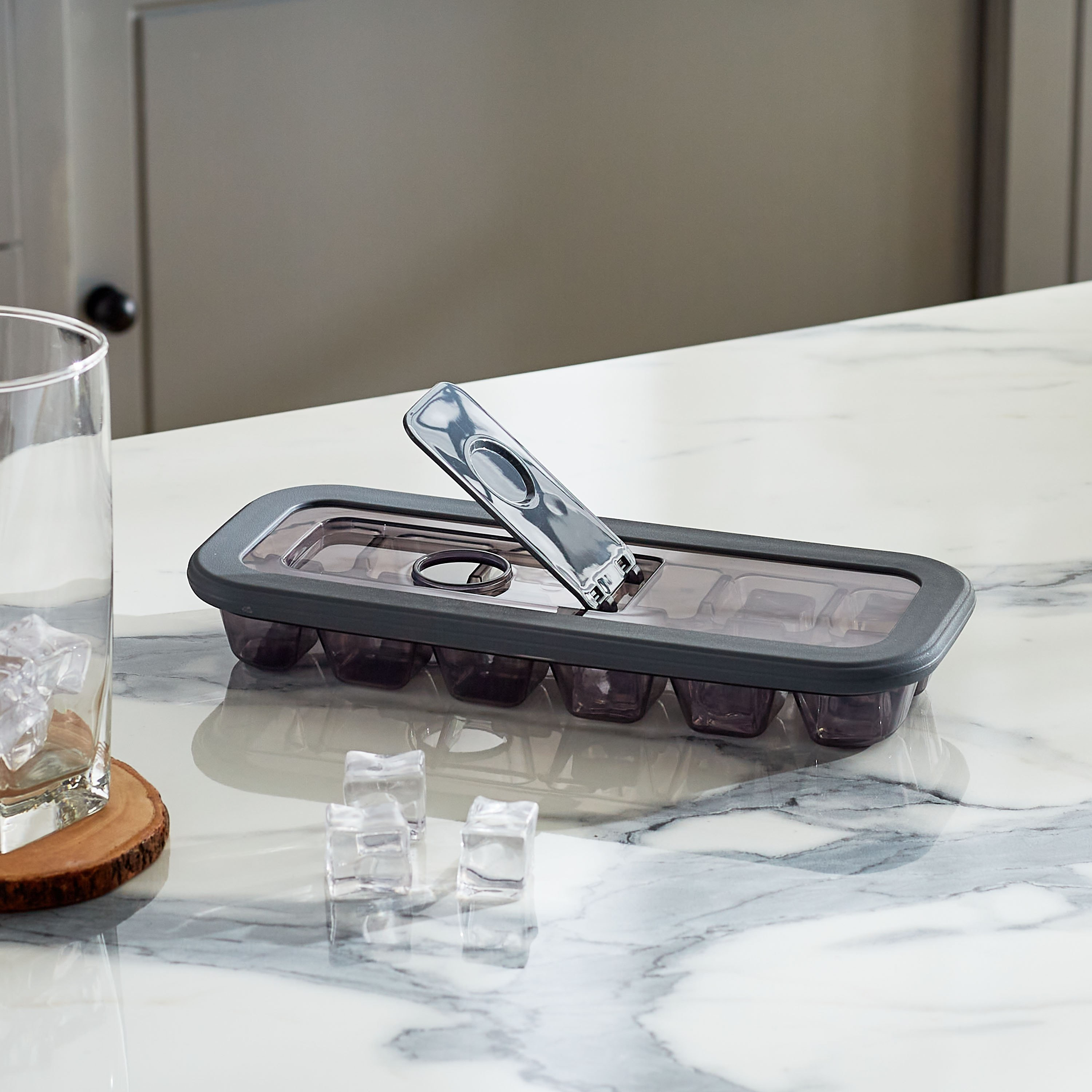 Shop Foly Life Ice Tray with Cover Online | Max UAE