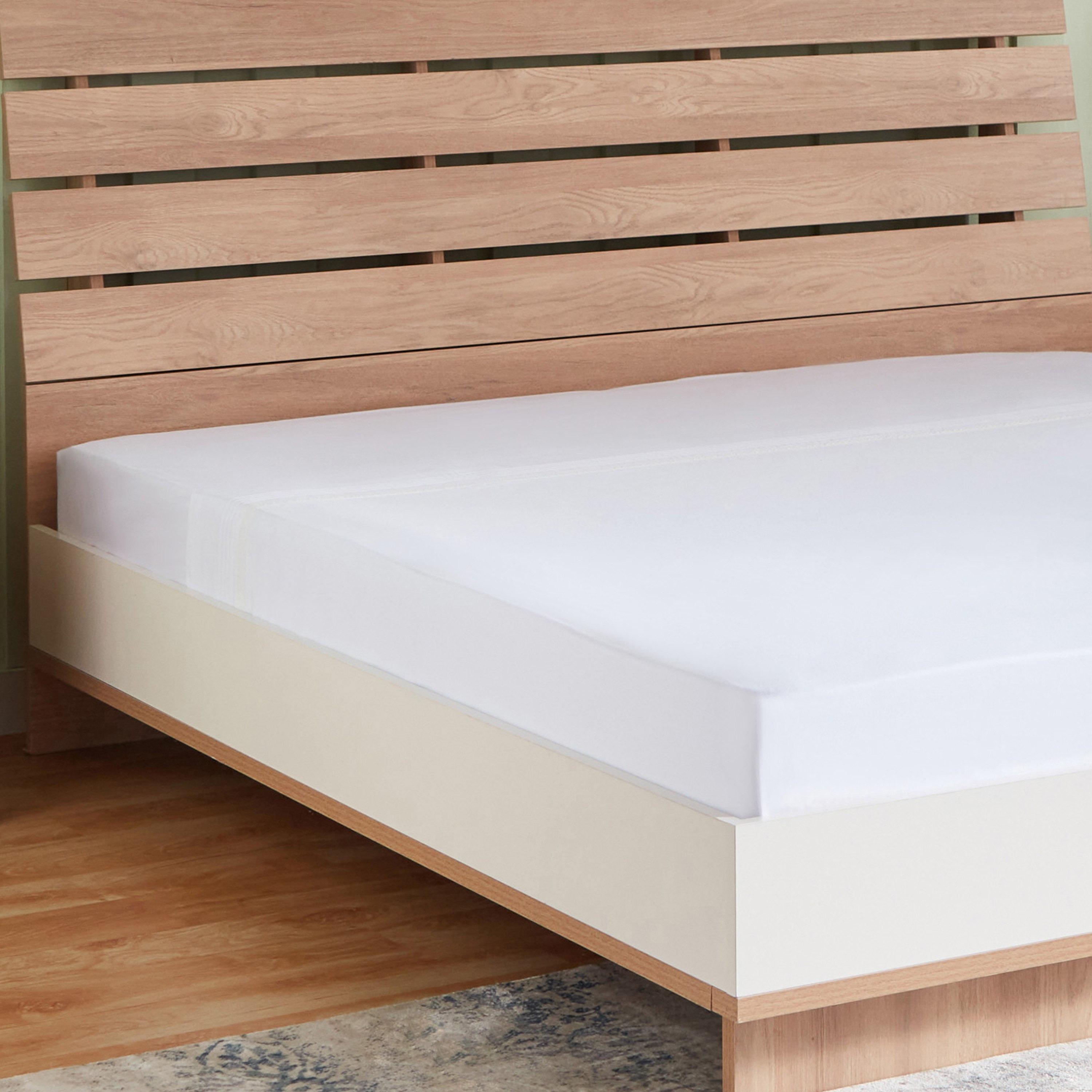 Buy Grande Affordables White Haven Vari King Super King Lace Border ...