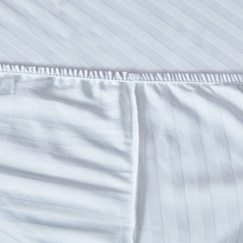 Buy Hamilton Queen Bci Cotton Satin Stripe Fitted Sheet 150x200 33 Cm