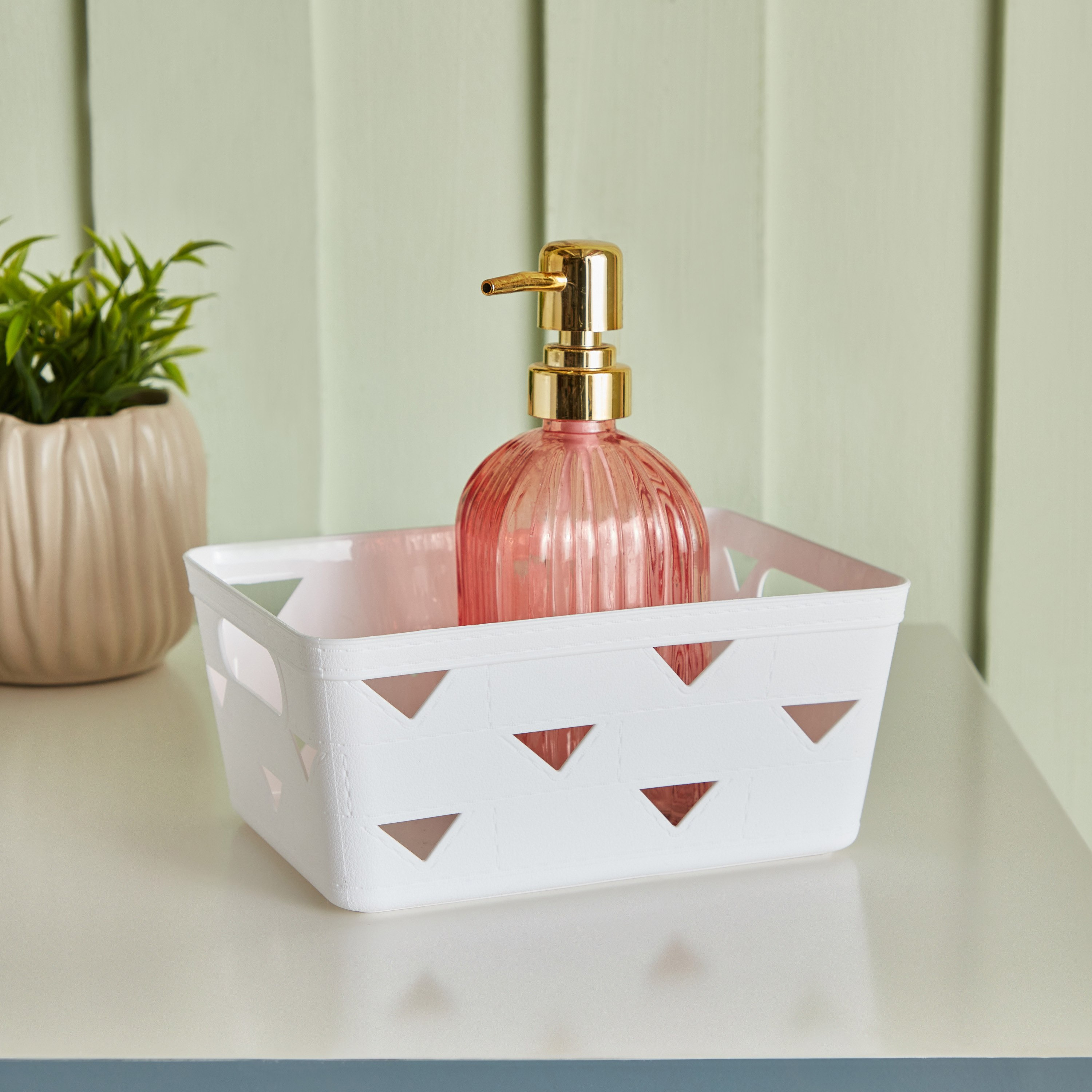 Buy Nordic Basket - 20x14.7x9 cm Online in KSA | Homebox