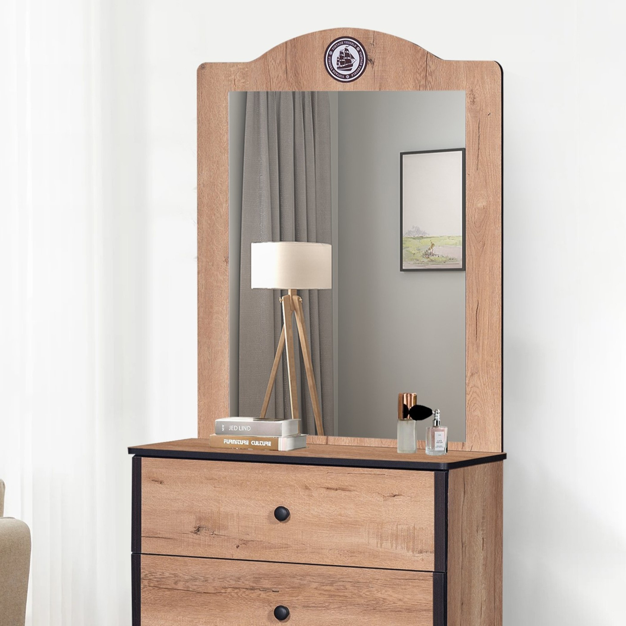 Buy Crew Mirror without Dresser Online in Qatar | Homebox