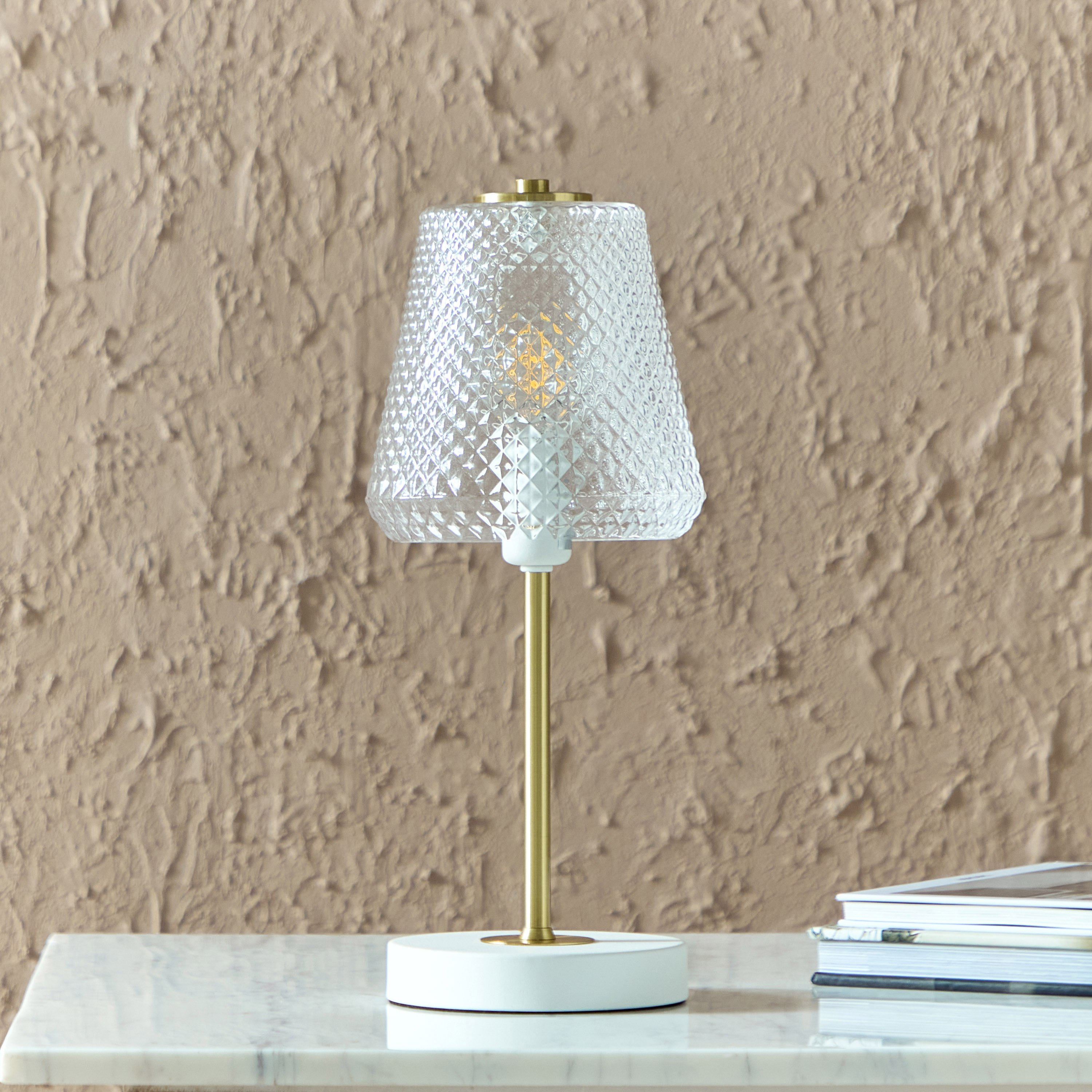 Buy Stark Metal Table Lamp with Glass Shade - 15x35 cm Online in UAE ...