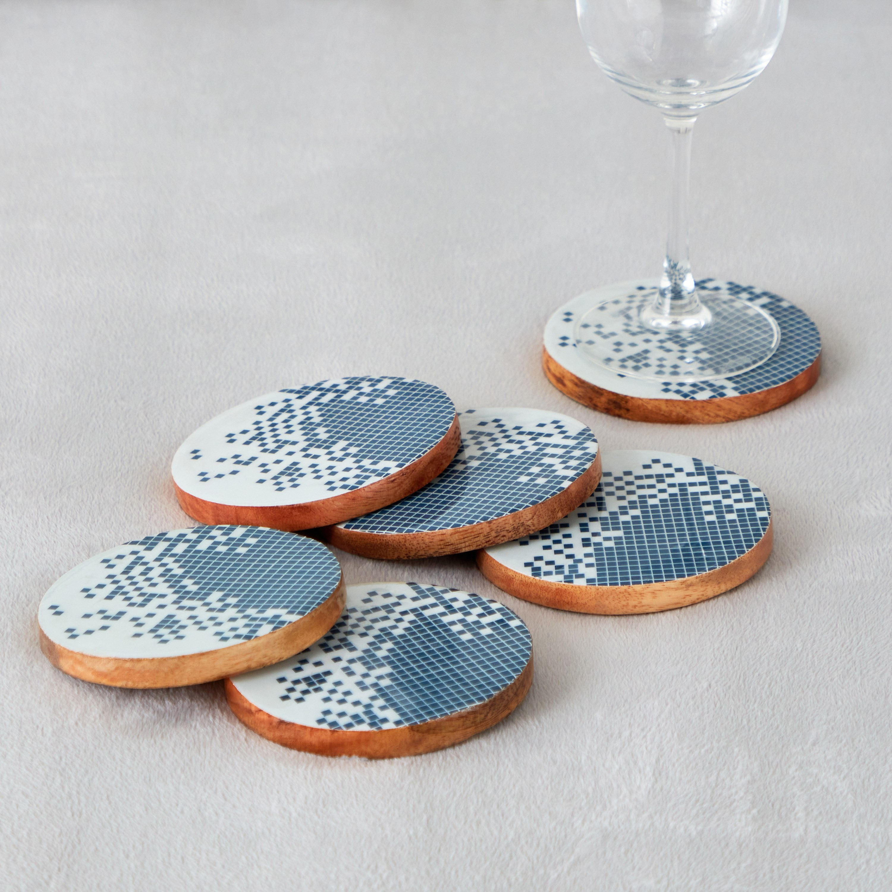 Buy Artisan Wooden Coaster - Set of 6 Online in UAE | Homebox
