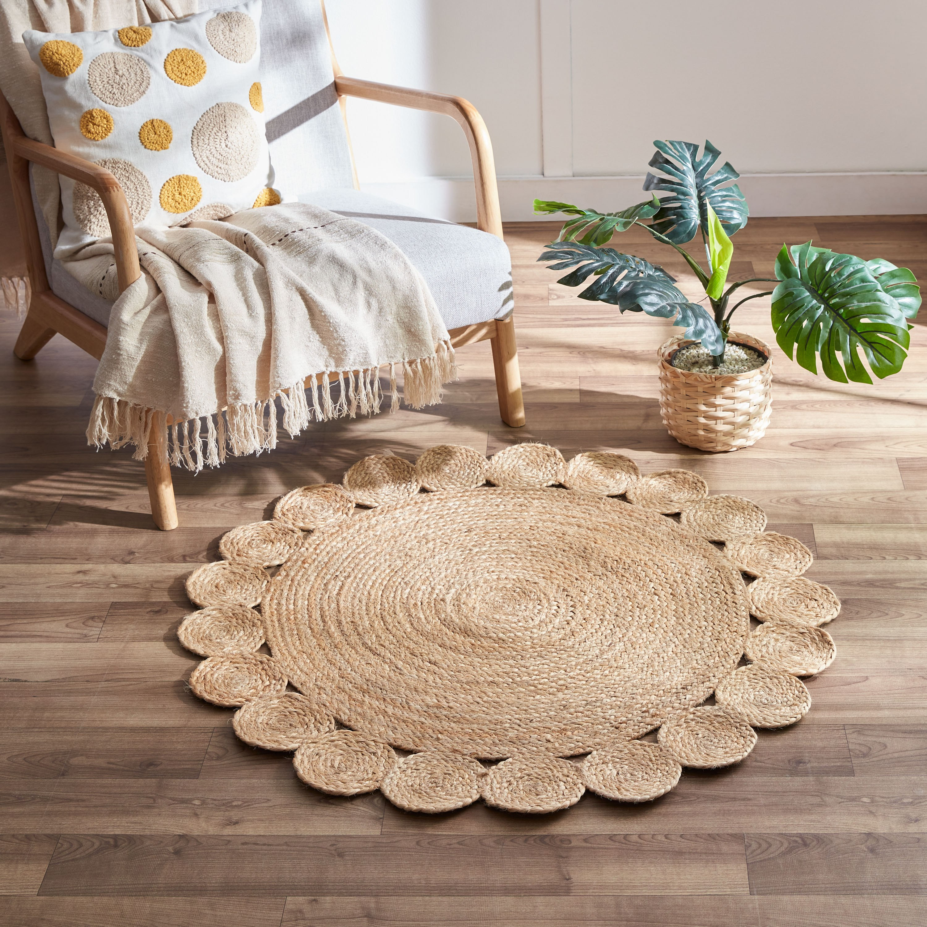Buy Natura Tapis Round Hand Braided Jute Rug- 90 cm Online in UAE | Homebox