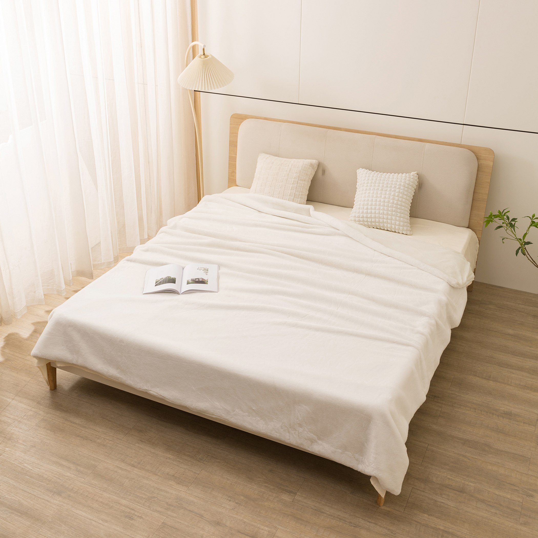 Buy Lla Ura Rabbit Fur Double Layer King Blanket - 220x240 cm Online in ...