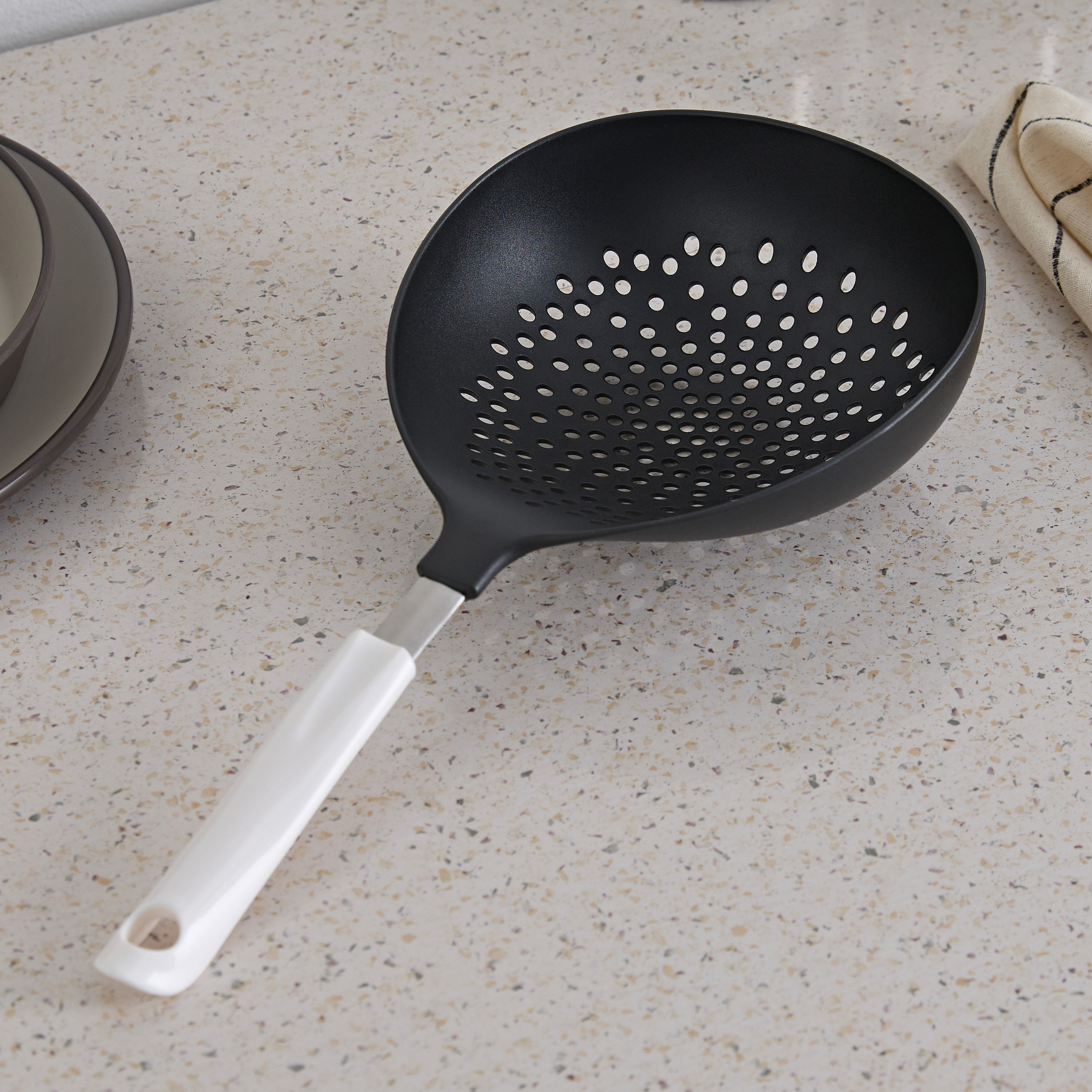 Buy Fackelmann Arcad Jumbo Strainer Online in KSA | Homebox